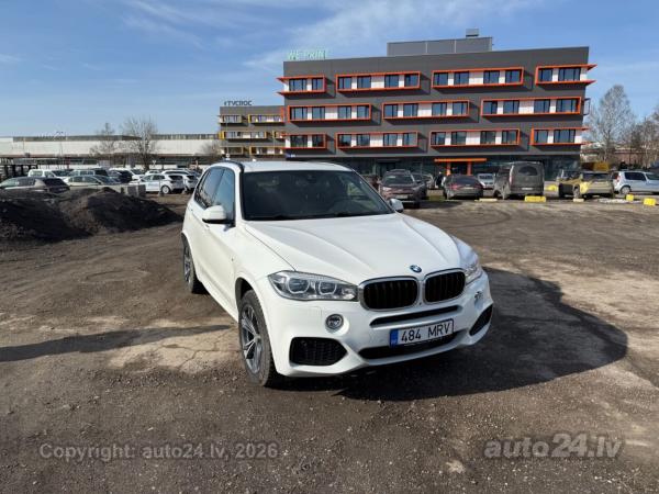 White BMW X5 2018 in Tallinn, with an engine capacity of 3.00 L and mileage of 152 thousand km for 31108 €, photo  on AUTOMOTO.COM.LV