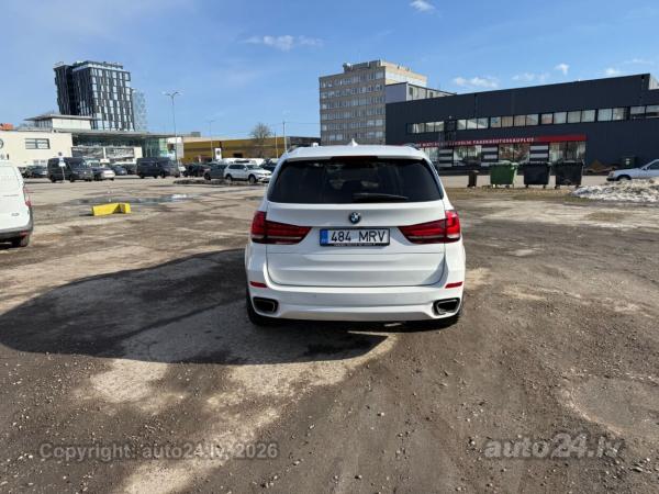 White BMW X5 2018 in Tallinn, with an engine capacity of 3.00 L and mileage of 152 thousand km for 31108 €, photo 2 on AUTOMOTO.COM.LV