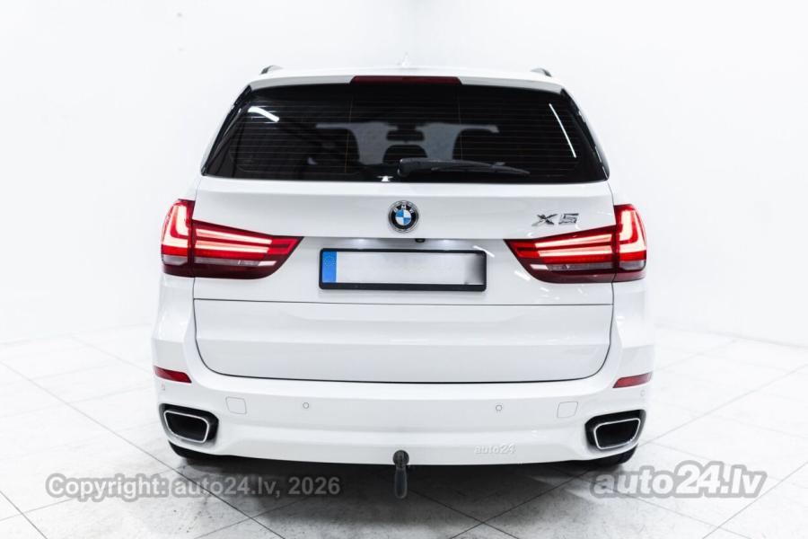 Balts BMW X5 2018 Tallina, ar dzinēja tilpumu 3.00 L un nobraukumu 142 tūkst. km par 32900 €, foto 7 vietnē AUTOMOTO.COM.LV