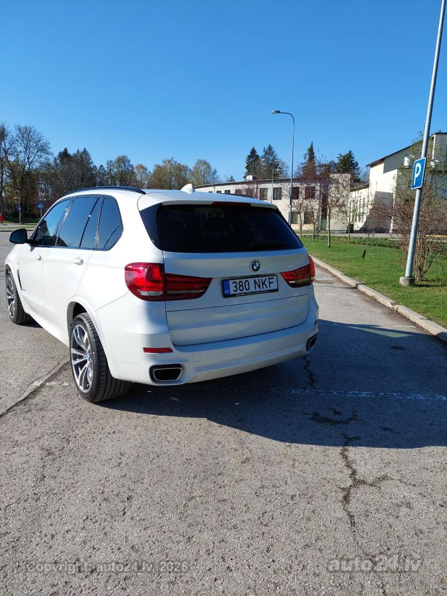 White BMW X5 2018 in Tallinn, with an engine capacity of 3.00 L and mileage of 147 thousand km for 31700 €, photo 7 on AUTOMOTO.COM.LV
