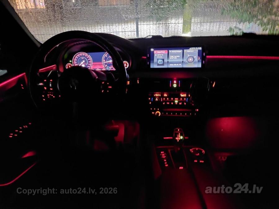 White BMW X5 2018 in Tallinn, with an engine capacity of 3.00 L and mileage of 147 thousand km for 31700 €, photo 12 on AUTOMOTO.COM.LV