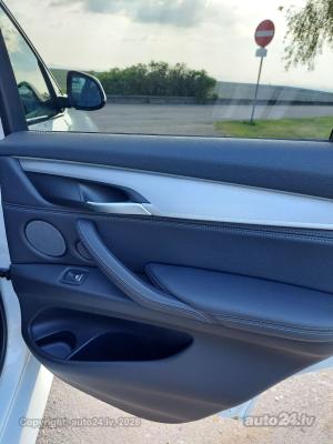 White BMW X5 2018 in Tallinn, with an engine capacity of 3.00 L and mileage of 147 thousand km for 31700 €, photo 17 on AUTOMOTO.COM.LV
