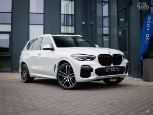 Balts BMW X5 2018 Marijampole, ar dzinēja tilpumu 3.00 L un nobraukumu 275 tūkst. km par 35950 €, foto  vietnē AUTOMOTO.COM.LV
