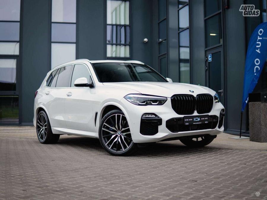 White BMW X5 2018 in Marijampole, with an engine capacity of 3.00 L and mileage of 275 thousand km for 35950 €, photo 1 on AUTOMOTO.COM.LV