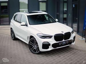 White BMW X5 2018 in Marijampole, with an engine capacity of 3.00 L and mileage of 275 thousand km for 35950 €, photo 4 on AUTOMOTO.COM.LV