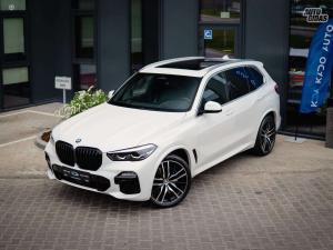 White BMW X5 2018 in Marijampole, with an engine capacity of 3.00 L and mileage of 275 thousand km for 35950 €, photo 6 on AUTOMOTO.COM.LV