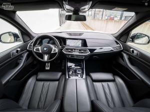 White BMW X5 2018 in Marijampole, with an engine capacity of 3.00 L and mileage of 275 thousand km for 35950 €, photo 19 on AUTOMOTO.COM.LV