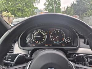 White BMW X5 2018 in Riga, with an engine capacity of 2.00 L and mileage of 179 thousand km for 24999 €, photo  on AUTOMOTO.COM.LV