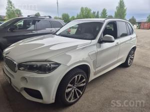 White BMW X5 2018 in Riga, with an engine capacity of 2.00 L and mileage of 179 thousand km for 24999 €, photo 14 on AUTOMOTO.COM.LV