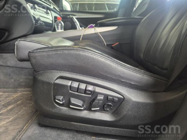 Balts BMW X5 2018 Rīga, ar dzinēja tilpumu 2.00 L un nobraukumu 179 tūkst. km par 24999 €, foto 5 vietnē AUTOMOTO.COM.LV