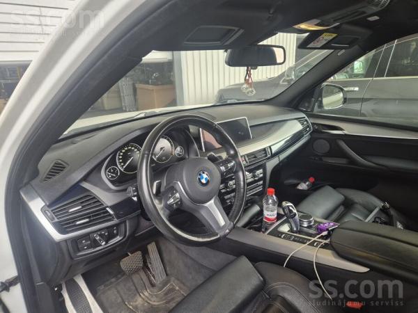 Balts BMW X5 2018 Rīga, ar dzinēja tilpumu 2.00 L un nobraukumu 179 tūkst. km par 24999 €, foto 6 vietnē AUTOMOTO.COM.LV