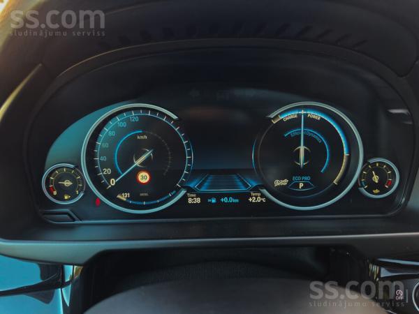 White BMW X5 2018 in Jekabpils, with an engine capacity of 3.00 L and mileage of 124 thousand km for 28000 €, photo 10 on AUTOMOTO.COM.LV