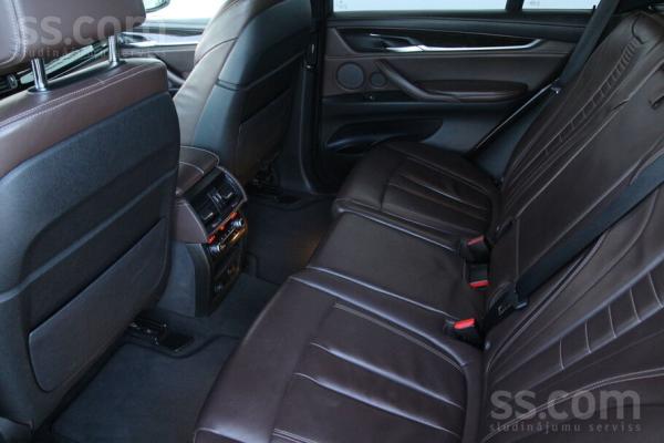 Balts BMW X5 2018 Rīga, ar dzinēja tilpumu 3.00 L un nobraukumu 173 tūkst. km par 25900 €, foto 7 vietnē AUTOMOTO.COM.LV