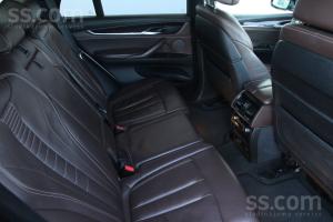 Balts BMW X5 2018 Rīga, ar dzinēja tilpumu 3.00 L un nobraukumu 173 tūkst. km par 25900 €, foto 10 vietnē AUTOMOTO.COM.LV