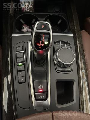 Balts BMW X5 2018 Rīga, ar dzinēja tilpumu 3.00 L un nobraukumu 167 tūkst. km par 34700 €, foto 25 vietnē AUTOMOTO.COM.LV