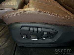 Balts BMW X5 2018 Rīga, ar dzinēja tilpumu 3.00 L un nobraukumu 167 tūkst. km par 34700 €, foto 30 vietnē AUTOMOTO.COM.LV