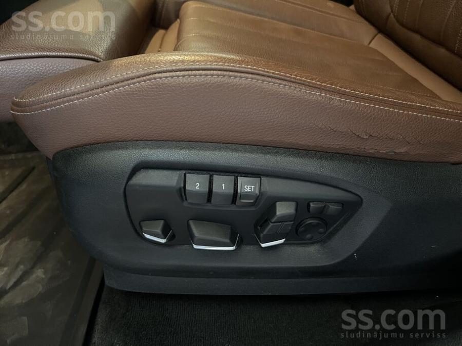 Balts BMW X5 2018 Rīga, ar dzinēja tilpumu 3.00 L un nobraukumu 167 tūkst. km par 34700 €, foto 30 vietnē AUTOMOTO.COM.LV