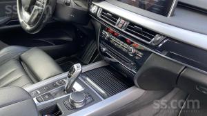White BMW X5 2018 in Jelgava, with an engine capacity of 2.00 L and mileage of 179 thousand km for 20950 €, photo 20 on AUTOMOTO.COM.LV