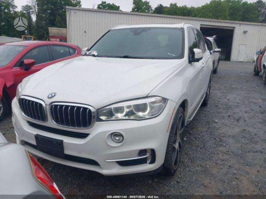 White BMW X5 2018 in Klaipeda, with an engine capacity of 0.00 L and mileage of 125 thousand km for 8200 €, photo 3 on AUTOMOTO.COM.LV