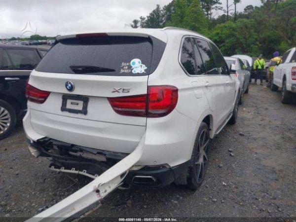 White BMW X5 2018 in Klaipeda, with an engine capacity of 0.00 L and mileage of 125 thousand km for 8200 €, photo 4 on AUTOMOTO.COM.LV