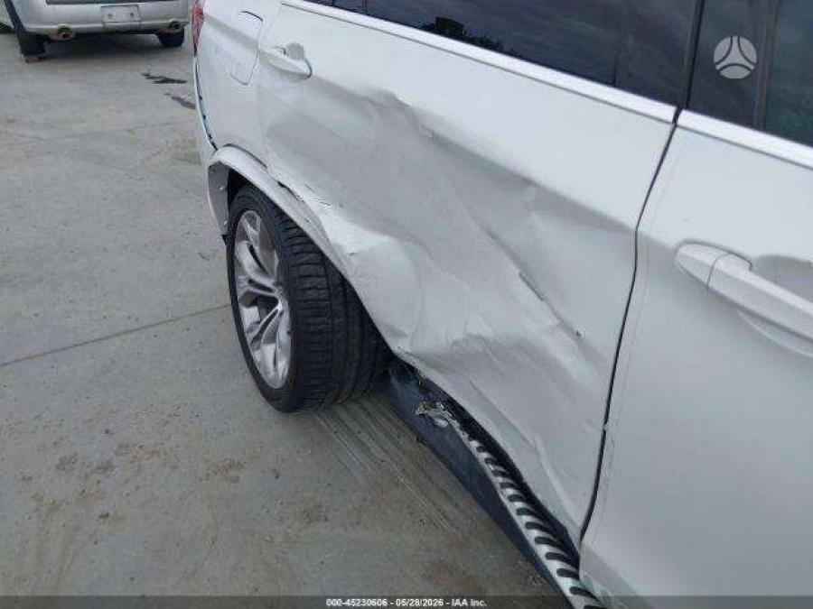 Balts BMW X5 2018 Klaipėda, ar dzinēja tilpumu 2.98 L un nobraukumu 122 tūkst. km par 13000 €, foto 6 vietnē AUTOMOTO.COM.LV