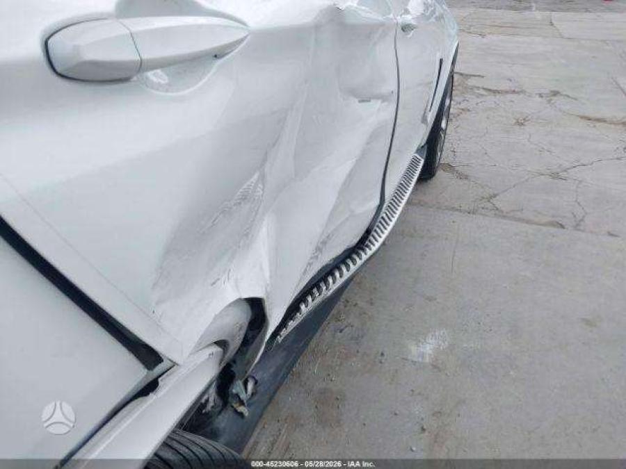 Balts BMW X5 2018 Klaipėda, ar dzinēja tilpumu 2.98 L un nobraukumu 122 tūkst. km par 13000 €, foto 20 vietnē AUTOMOTO.COM.LV