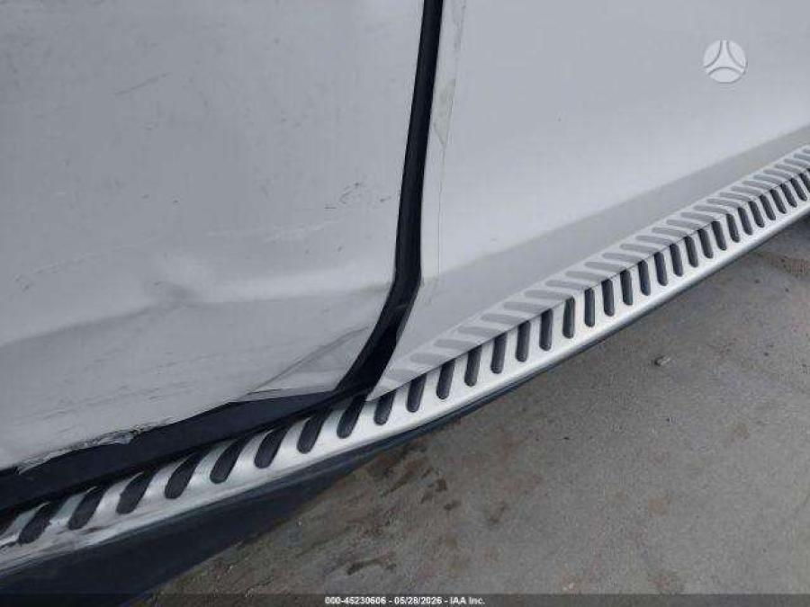 Balts BMW X5 2018 Klaipėda, ar dzinēja tilpumu 2.98 L un nobraukumu 122 tūkst. km par 13000 €, foto 21 vietnē AUTOMOTO.COM.LV