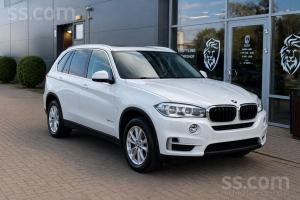 Balts BMW X5 2018 Rīga, ar dzinēja tilpumu 3.00 L un nobraukumu 132 tūkst. km par 24000 €, foto  vietnē AUTOMOTO.COM.LV