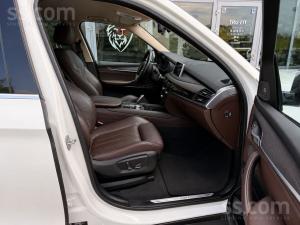 Balts BMW X5 2018 Rīga, ar dzinēja tilpumu 3.00 L un nobraukumu 132 tūkst. km par 24000 €, foto 9 vietnē AUTOMOTO.COM.LV
