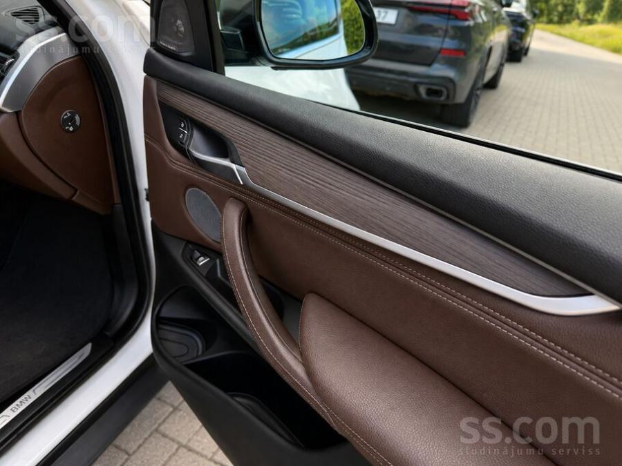 Balts BMW X5 2018 Rīga, ar dzinēja tilpumu 3.00 L un nobraukumu 132 tūkst. km par 24000 €, foto 12 vietnē AUTOMOTO.COM.LV