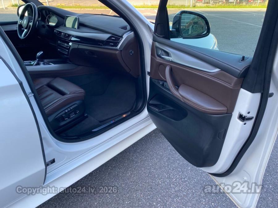 Balts BMW X5 2018 Tallina, ar dzinēja tilpumu 3.00 L un nobraukumu 248 tūkst. km par 26800 €, foto 11 vietnē AUTOMOTO.COM.LV