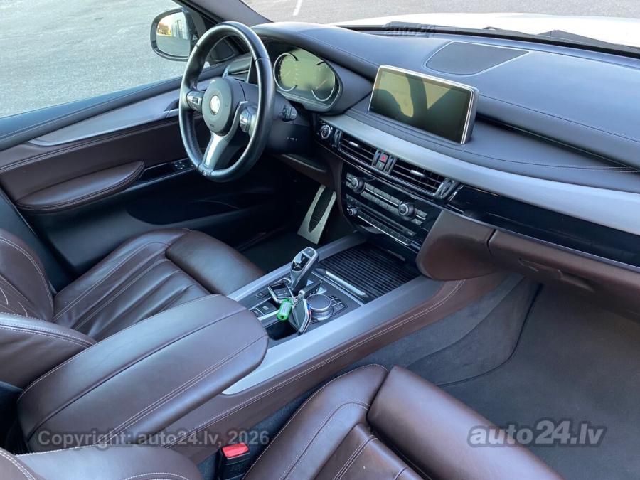 Balts BMW X5 2018 Tallina, ar dzinēja tilpumu 3.00 L un nobraukumu 248 tūkst. km par 26800 €, foto 13 vietnē AUTOMOTO.COM.LV
