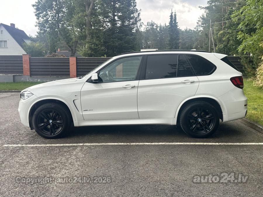 Белый БМВ Х5 2018 в Таллин, объемом двигателя 3.00 л и пробегом 145 тыс. км за 29900 €, фото 3 на AUTOMOTO.COM.LV