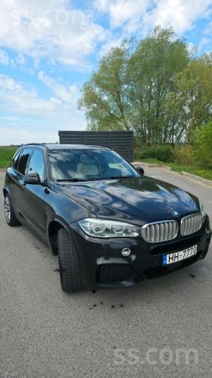 White BMW X5 2018 in Riga, with an engine capacity of 3.00 L and mileage of 202 thousand km for 24200 €, photo  on AUTOMOTO.COM.LV