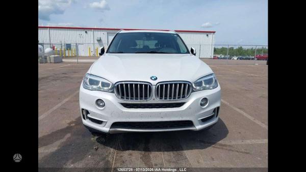 BMW X5 2018 in Klaipeda on AUTOMOTO.COM.LV White BMW X5 2018 in Klaipeda, with an engine capacity of 3.00 L and mileage of 149 thousand km for 14100 €, photo 5 on AUTOMOTO.COM.LV