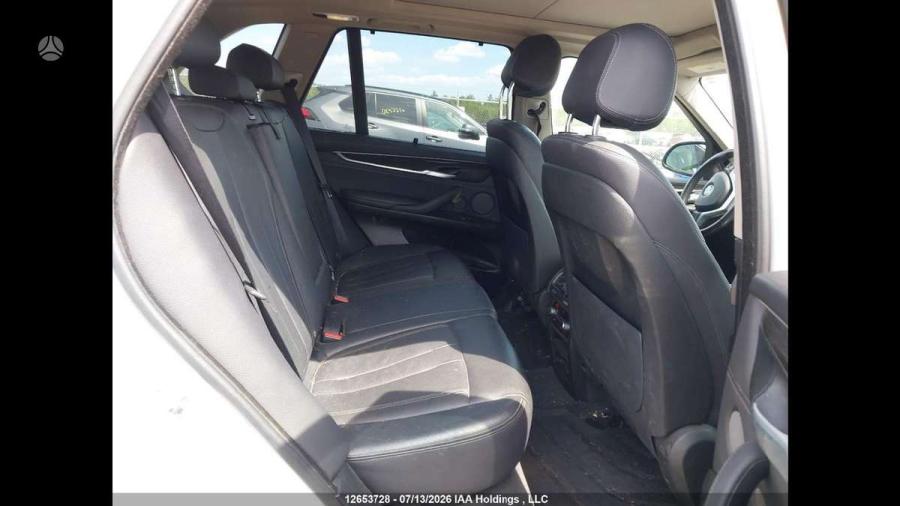 White BMW X5 2018 in Klaipeda, with an engine capacity of 3.00 L and mileage of 149 thousand km for 14100 €, photo 8 on AUTOMOTO.COM.LV