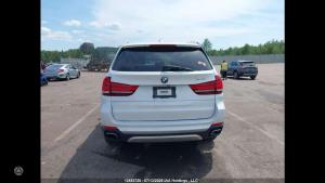 White BMW X5 2018 in Klaipeda, with an engine capacity of 3.00 L and mileage of 149 thousand km for 14100 €, photo 13 on AUTOMOTO.COM.LV