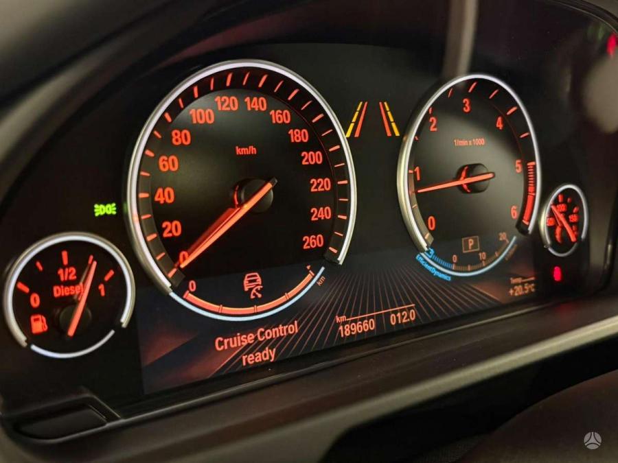 Balts BMW X5 2018 Marijampole, ar dzinēja tilpumu 2.99 L un nobraukumu 190 tūkst. km par 25999 €, foto 15 vietnē AUTOMOTO.COM.LV