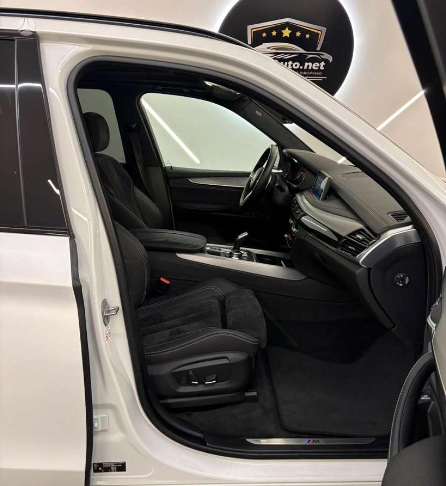 Balts BMW X5 2018 Marijampole, ar dzinēja tilpumu 2.99 L un nobraukumu 190 tūkst. km par 25999 €, foto 23 vietnē AUTOMOTO.COM.LV