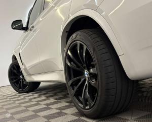 Balts BMW X5 2018 Marijampole, ar dzinēja tilpumu 2.99 L un nobraukumu 190 tūkst. km par 25999 €, foto 28 vietnē AUTOMOTO.COM.LV