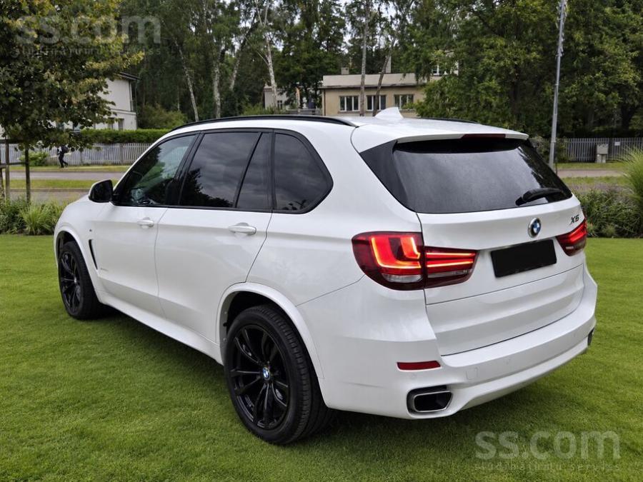 Balts BMW X5 2018 Jūrmala, ar dzinēja tilpumu 3.00 L un nobraukumu 199 tūkst. km par 21990 €, foto 4 vietnē AUTOMOTO.COM.LV