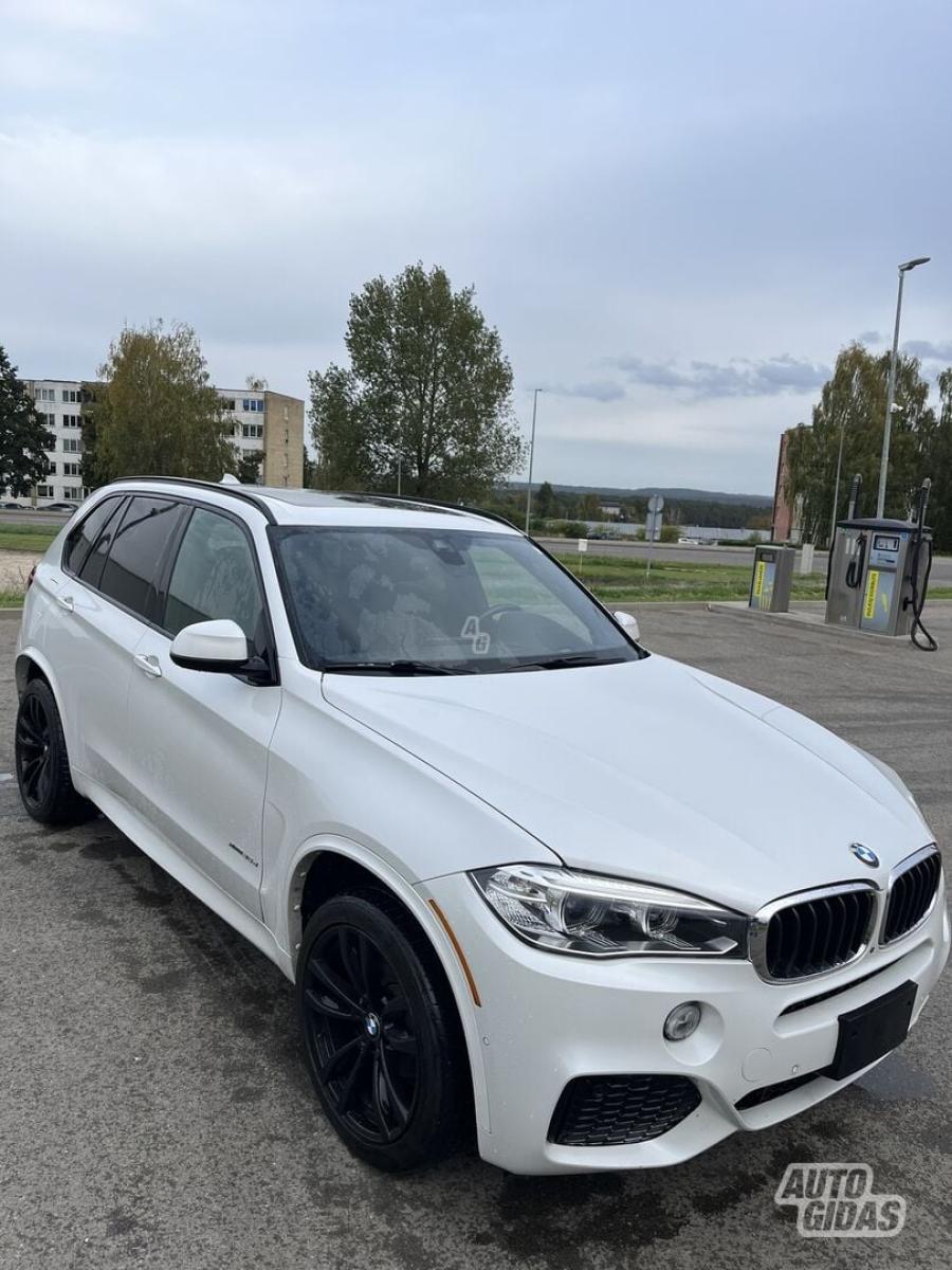 White BMW X5 2018 in Alytus, with an engine capacity of 3.00 L and mileage of 119 thousand km for 18700 €, photo 1 on AUTOMOTO.COM.LV