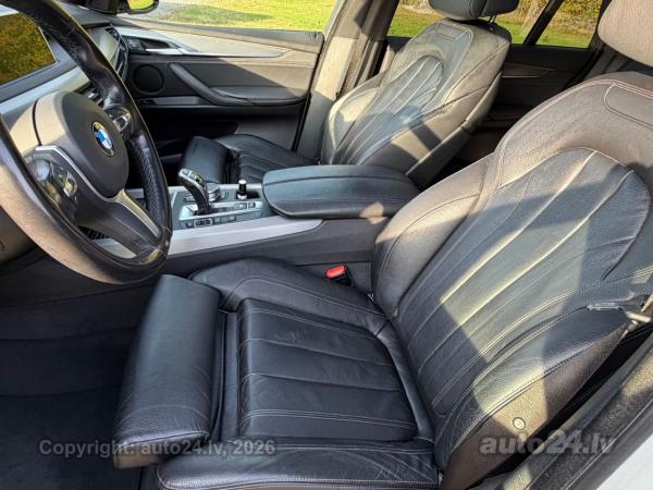 Balts BMW X5 2018 Tartu, ar dzinēja tilpumu 3.00 L un nobraukumu 209 tūkst. km par 25990 €, foto 11 vietnē AUTOMOTO.COM.LV