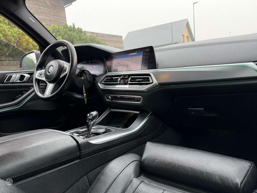 Balts BMW X5 2019 Kauņa, ar dzinēja tilpumu 2.99 L un nobraukumu 255 tūkst. km par 43500 €, foto 3 vietnē AUTOMOTO.COM.LV