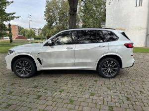 Balts BMW X5 2019 Jelgava, ar dzinēja tilpumu 2.99 L un nobraukumu 98 tūkst. km par 43500 €, foto 12 vietnē AUTOMOTO.COM.LV