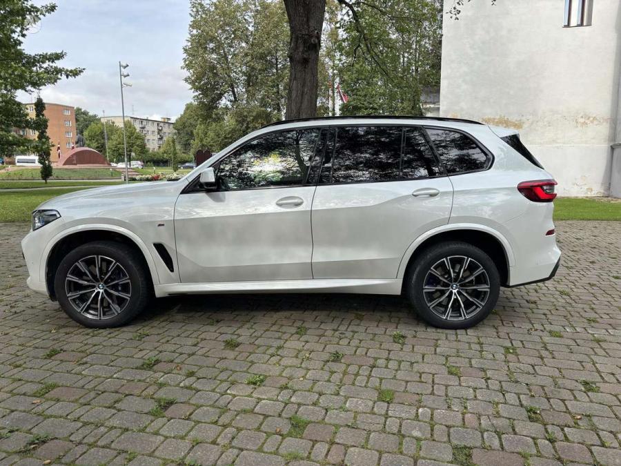 Balts BMW X5 2019 Jelgava, ar dzinēja tilpumu 2.99 L un nobraukumu 98 tūkst. km par 43500 €, foto 12 vietnē AUTOMOTO.COM.LV