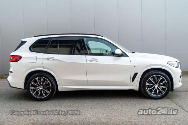 Balts BMW X5 2019 Jehvi, ar dzinēja tilpumu 3.00 L un nobraukumu 186 tūkst. km par 39000 €, foto 11 vietnē AUTOMOTO.COM.LV