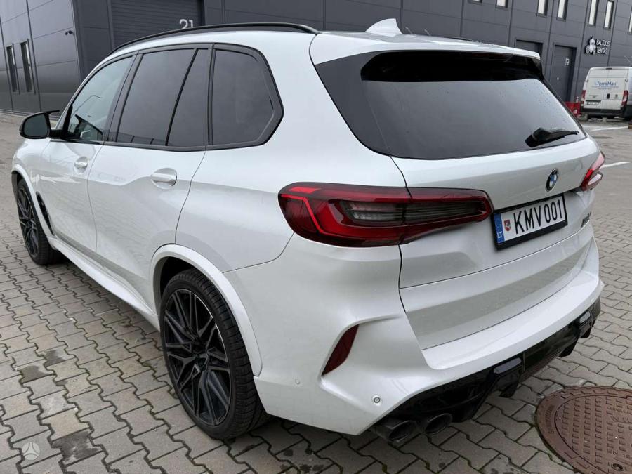 White BMW X5 2019 in Vilnius, with an engine capacity of 3.00 L and mileage of 42 thousand km for 43000 €, photo 7 on AUTOMOTO.COM.LV
