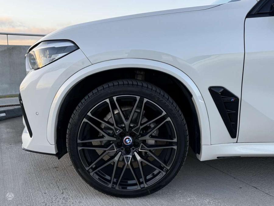 White BMW X5 2019 in Vilnius, with an engine capacity of 3.00 L and mileage of 42 thousand km for 43000 €, photo 33 on AUTOMOTO.COM.LV