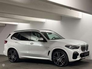 White BMW X5 2019 in Kaunas, with an engine capacity of 2.99 L and mileage of 179 thousand km for 40900 €, photo 6 on AUTOMOTO.COM.LV
